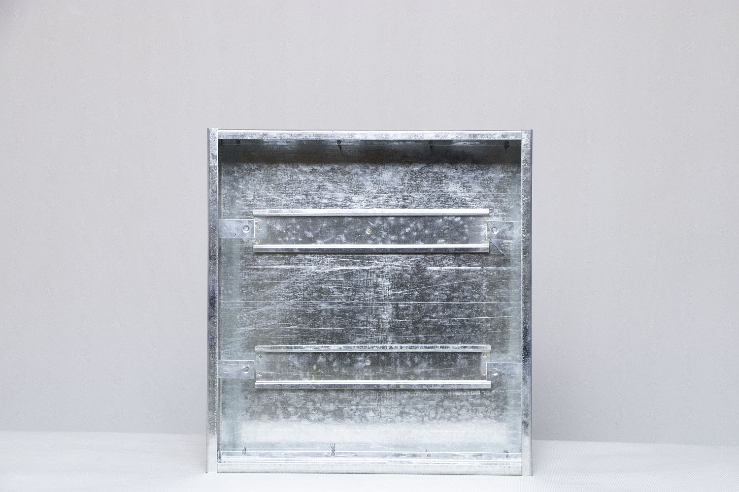 TABLERO EMPOTRABLE 20 POLOS RIEL DIN LIVIANO - Melecsa Group